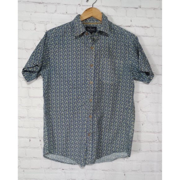 Nat Nast | Shirts | Nat Nast Size Medium Blue Floral Short Sleeve ...